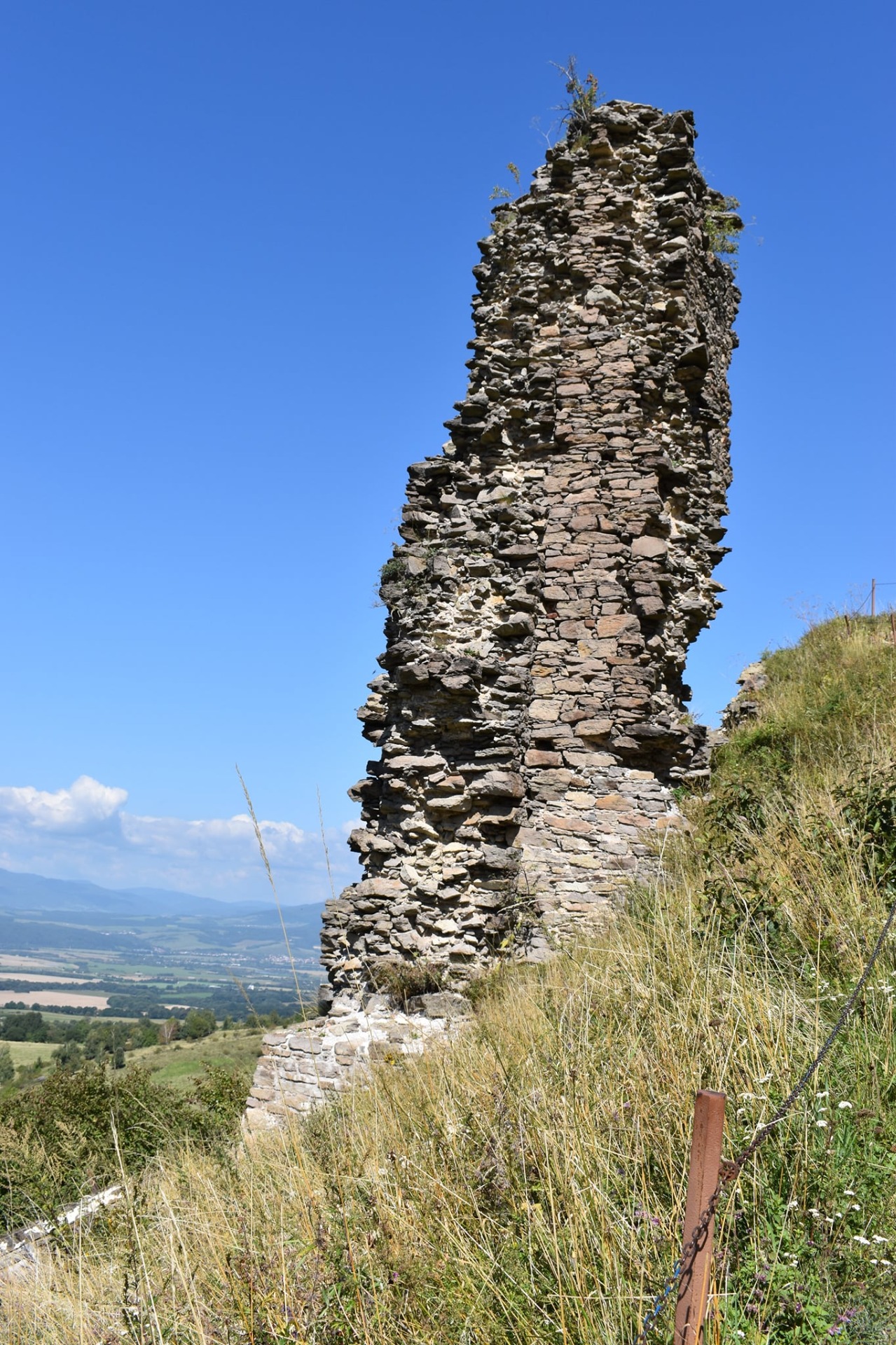 Jančeková skala a Hrad sivý kameń :: tipy na výlety naprieč Slovenskom